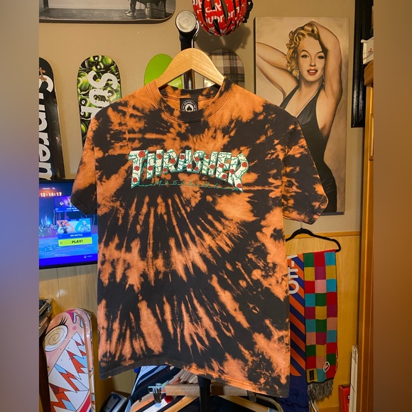 Thrasher | Shirts | Thrasher Skateboarding Mens Custom Sprial One Of ...
